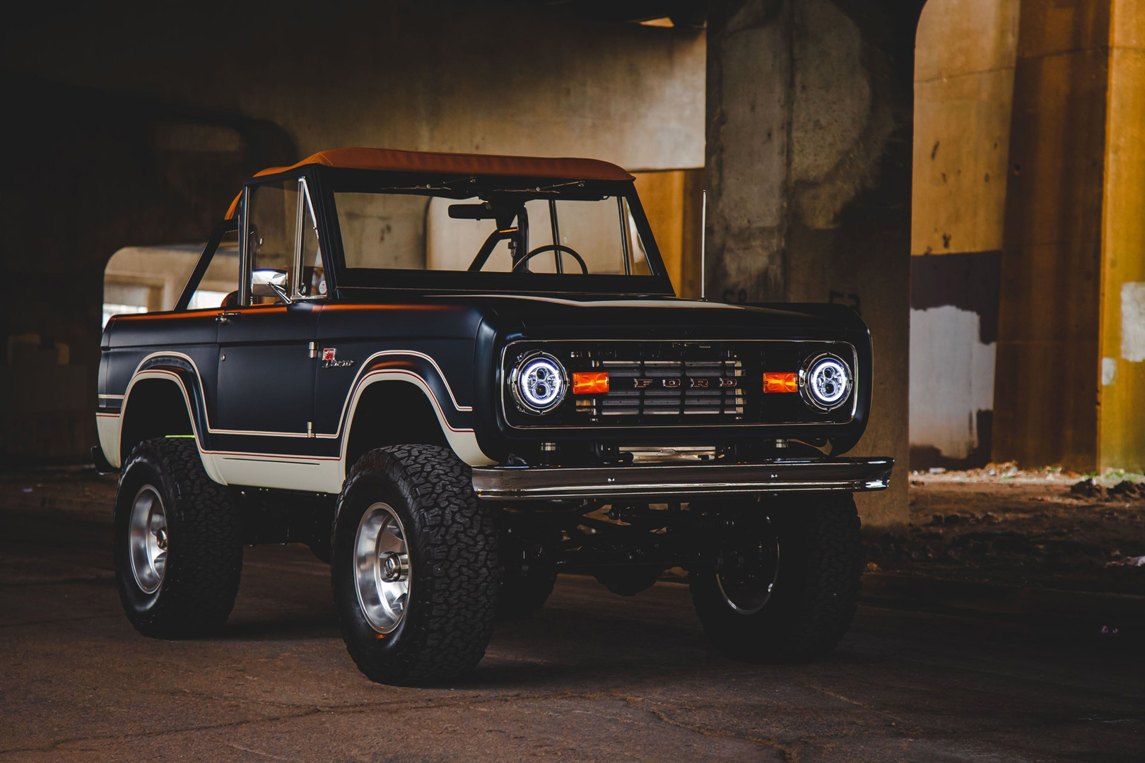 1973 Ford Bronco Restomod Coyote Edition | Gateway Bronco