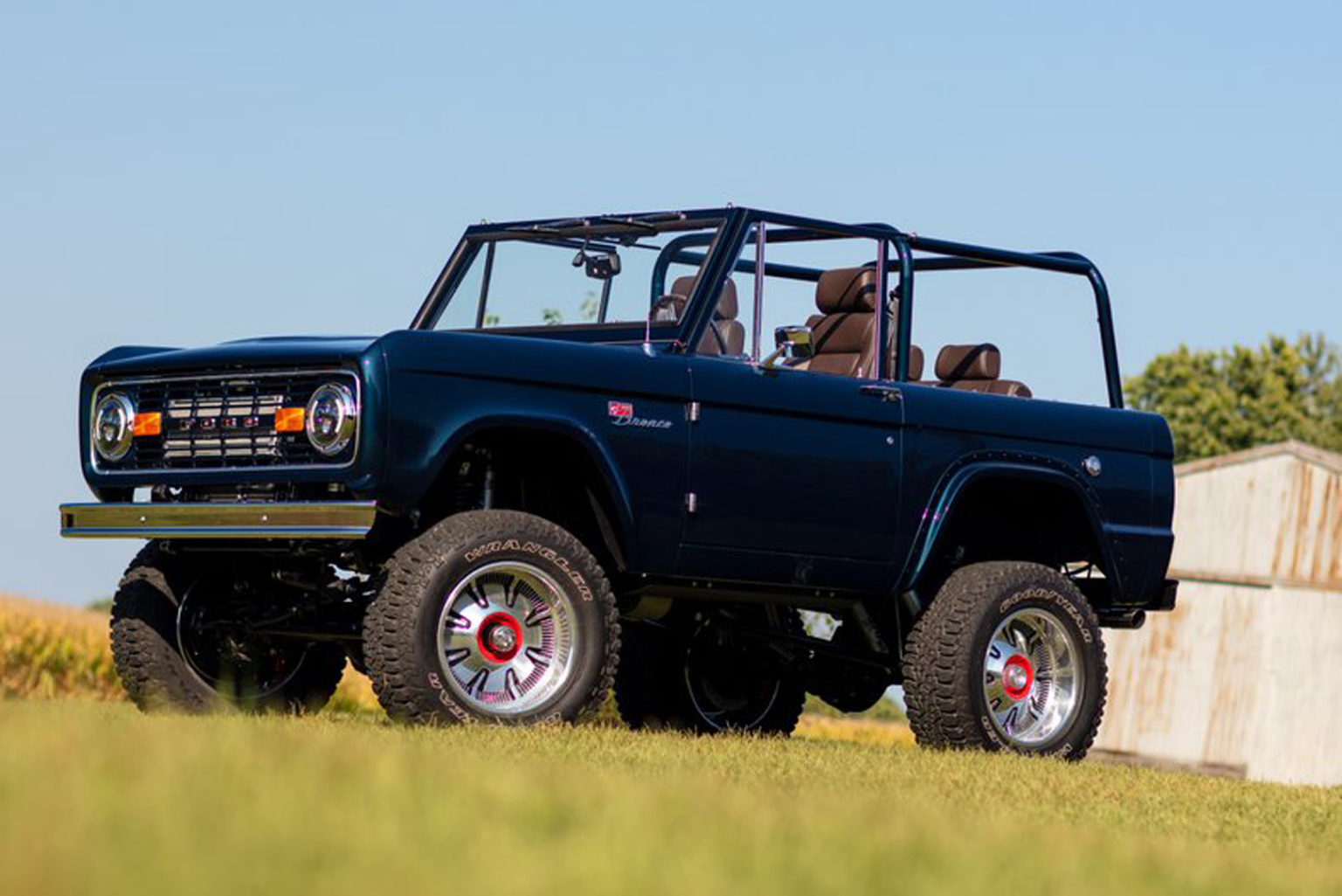 1974 Coyote Edition Bronco | Custom Ford Bronco Build | Gateway